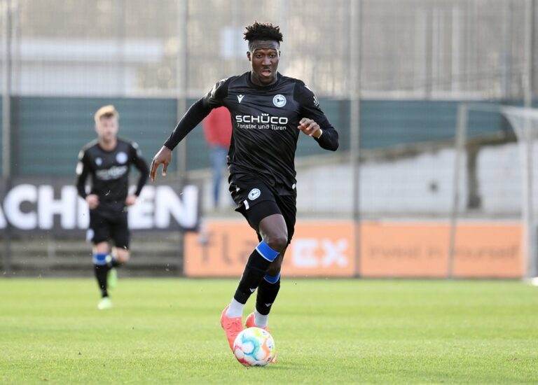 Verstärkung für die Offensive: Schalke 04 verpflichtet Bryan Lasme