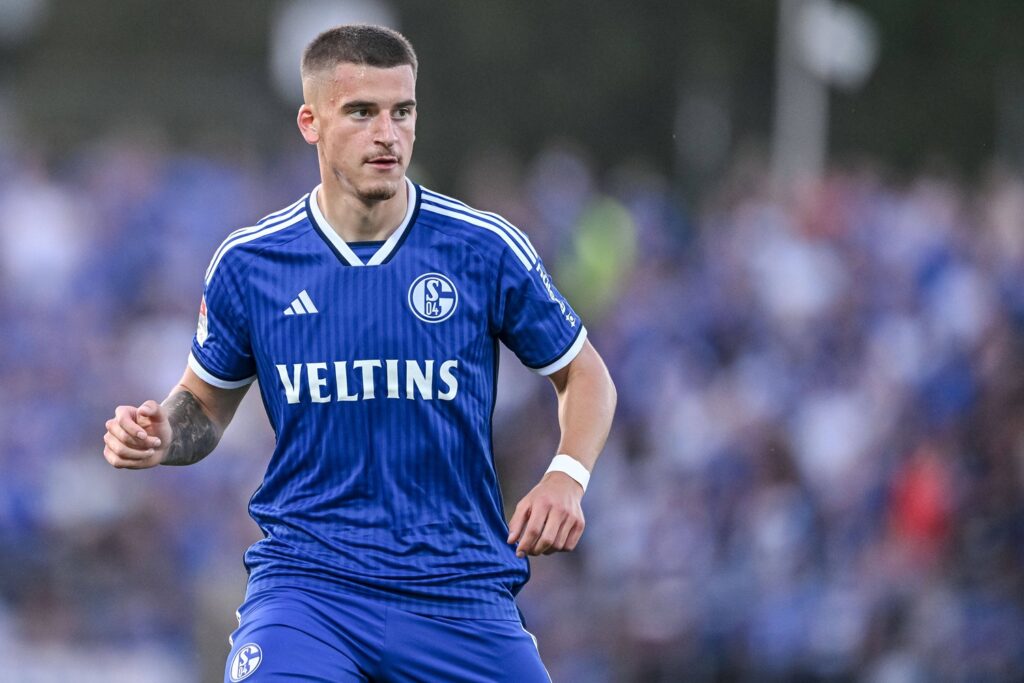 Schalke 04 gewinnt Poldi-Cup – Niklas Castelle geht auf Torejagd