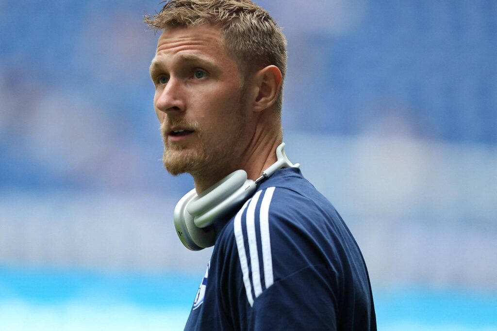 Polter vor Neuanfang: Baldiges Wiedersehen mit Schalke im FCK-Trikot?